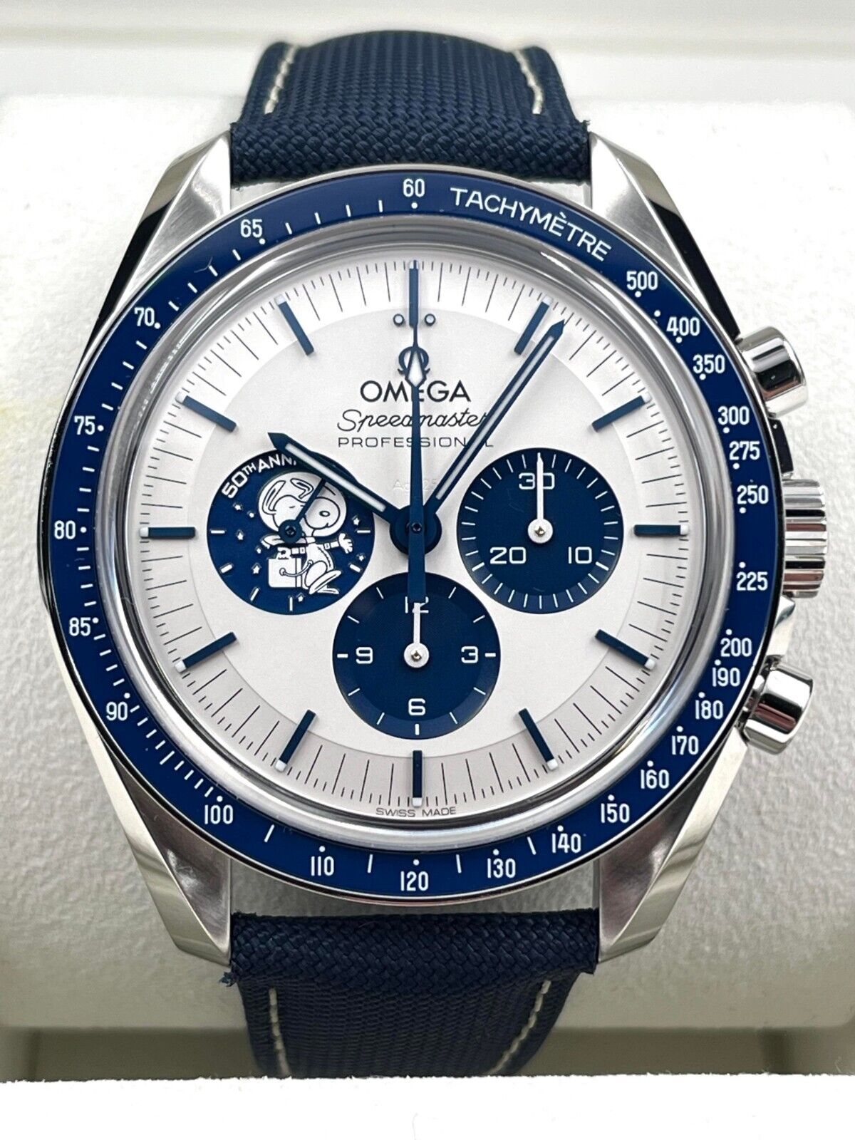 Omega Speedmaster Snoopy Award 50th Anniversary 310.32.42.50.02.001 Un ...