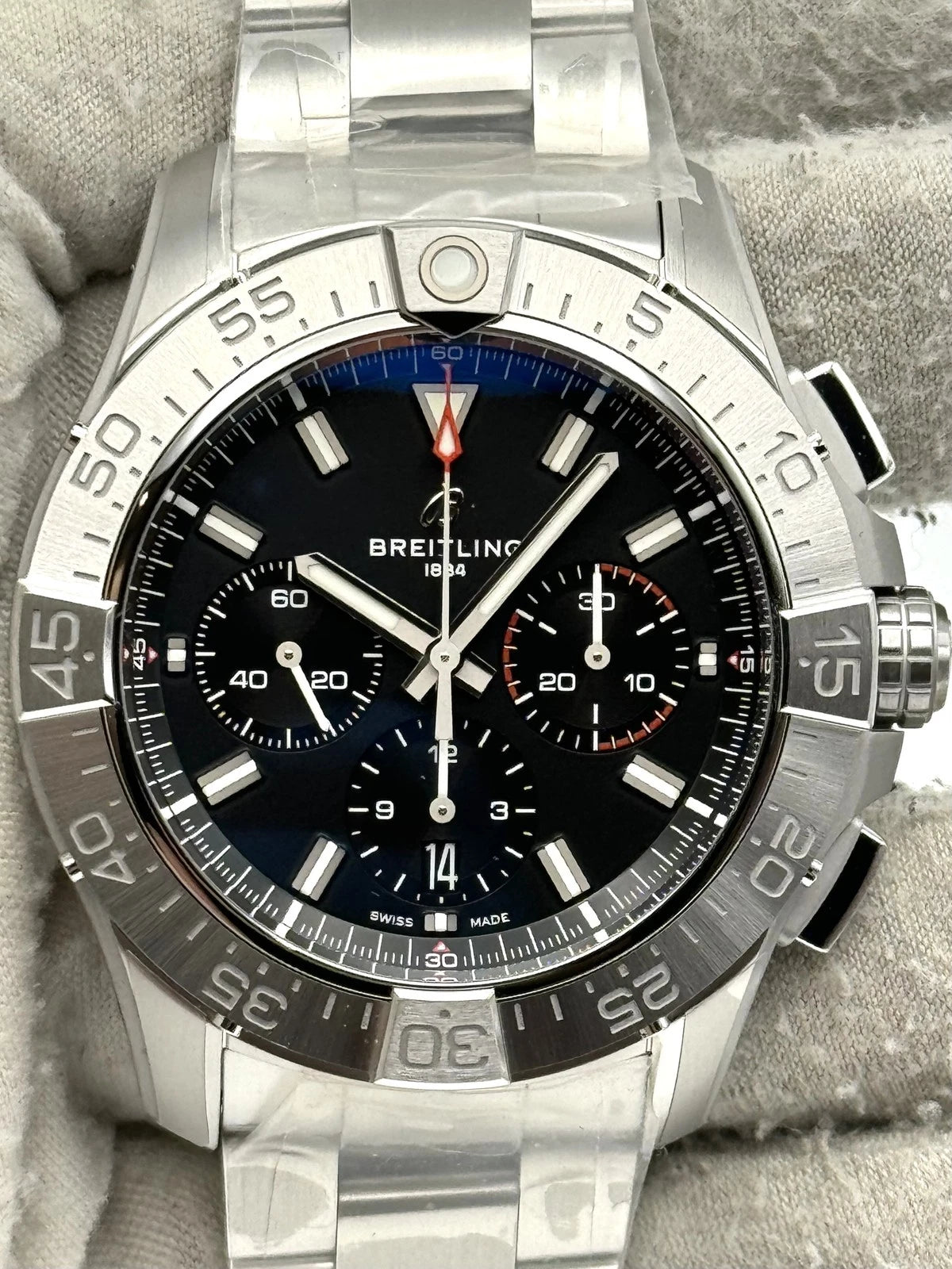 Breitling Avenger B01 Chronograph 44mm Black Dial Stainless Steel AB01 ...